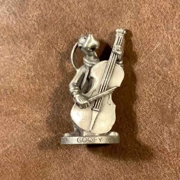 Disney | Accents | Goofy Playing Musical Instrument Pewter Disney ...